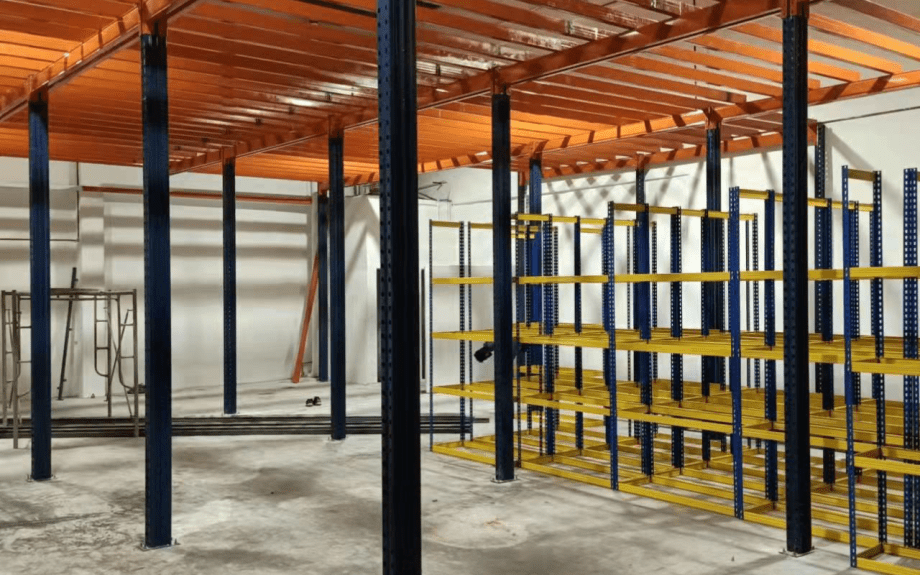 Double Post Platform – KCL